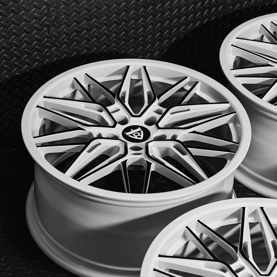 Corvette C7 Z51/ Stingray Custom Forged Wheels-1/2 Piece – RVRN Custom ...